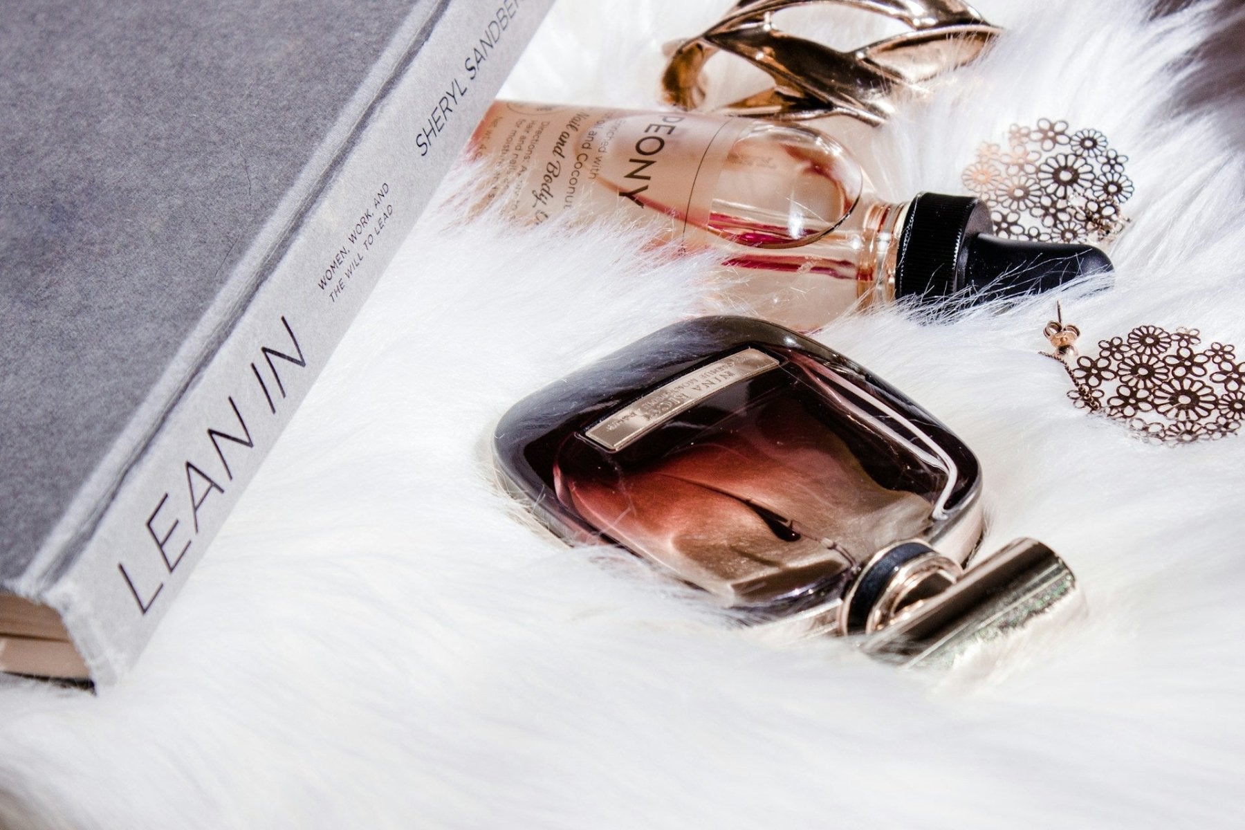 5 Uncommon Perfumes that Every Woman Should Try – MixPerfume